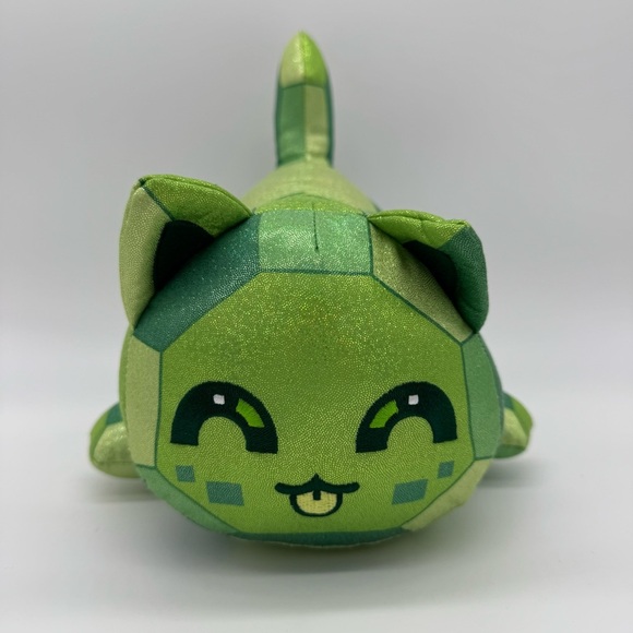 Aphmau | Toys | Aphmau Mystery Meemeows 1 Inch Emerald Cat | Poshmark